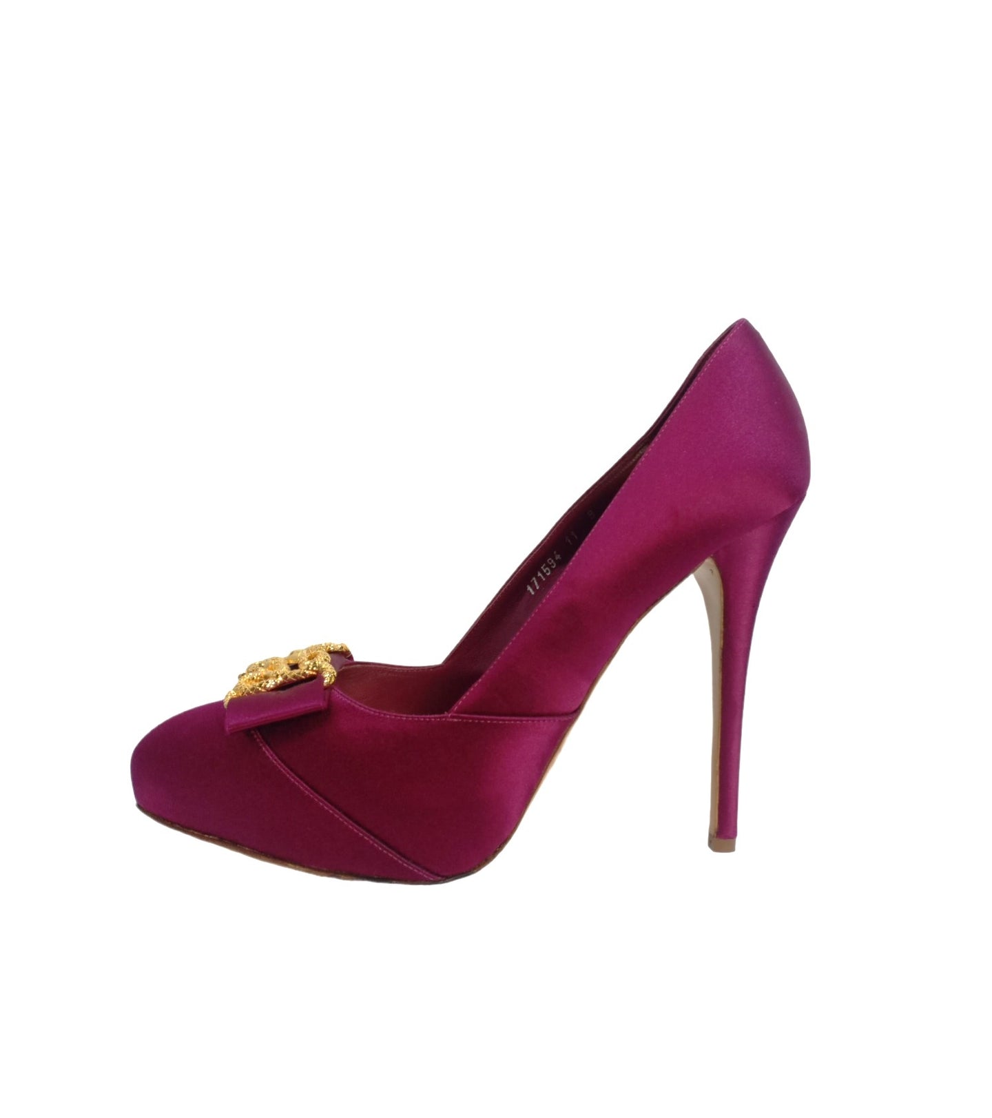 RETOLD - Giving Clothes a Second Chance at Happiness